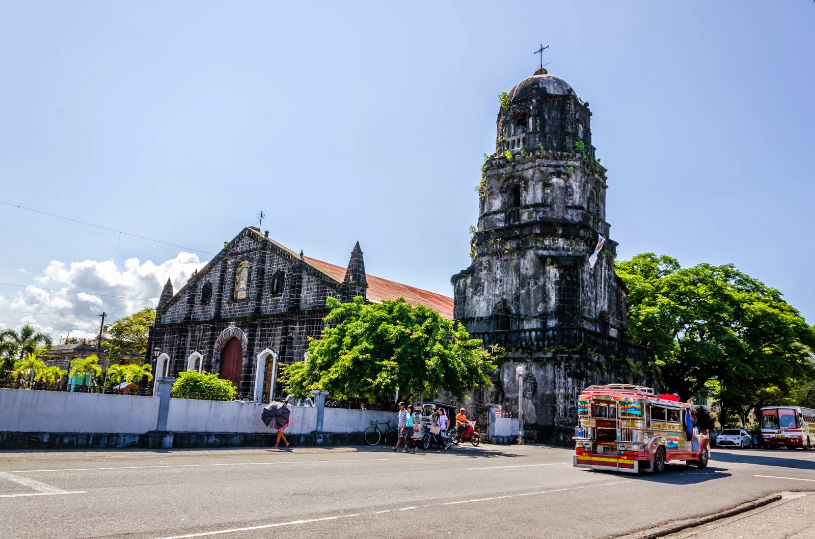 The Wayward Wanderer: Philippines Day 17: Albay - Santo Domingo, Busay ...