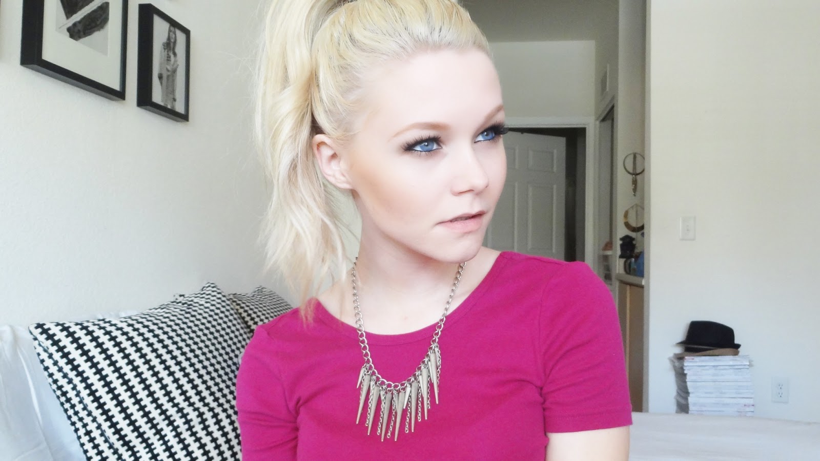 SARAH HAWKINSON: 90's