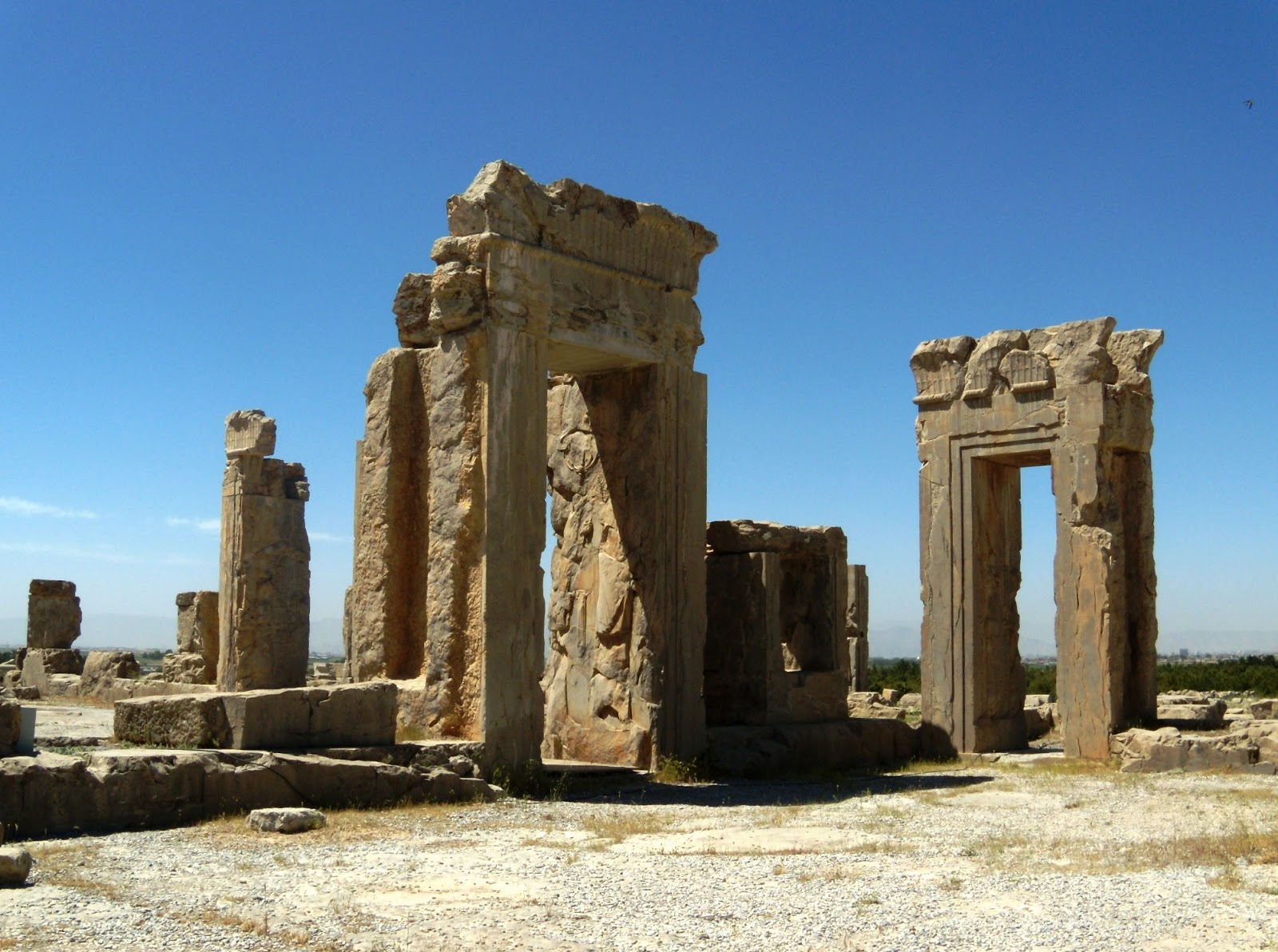 Megas Alexandros: Alexander’s arrival at Persepolis