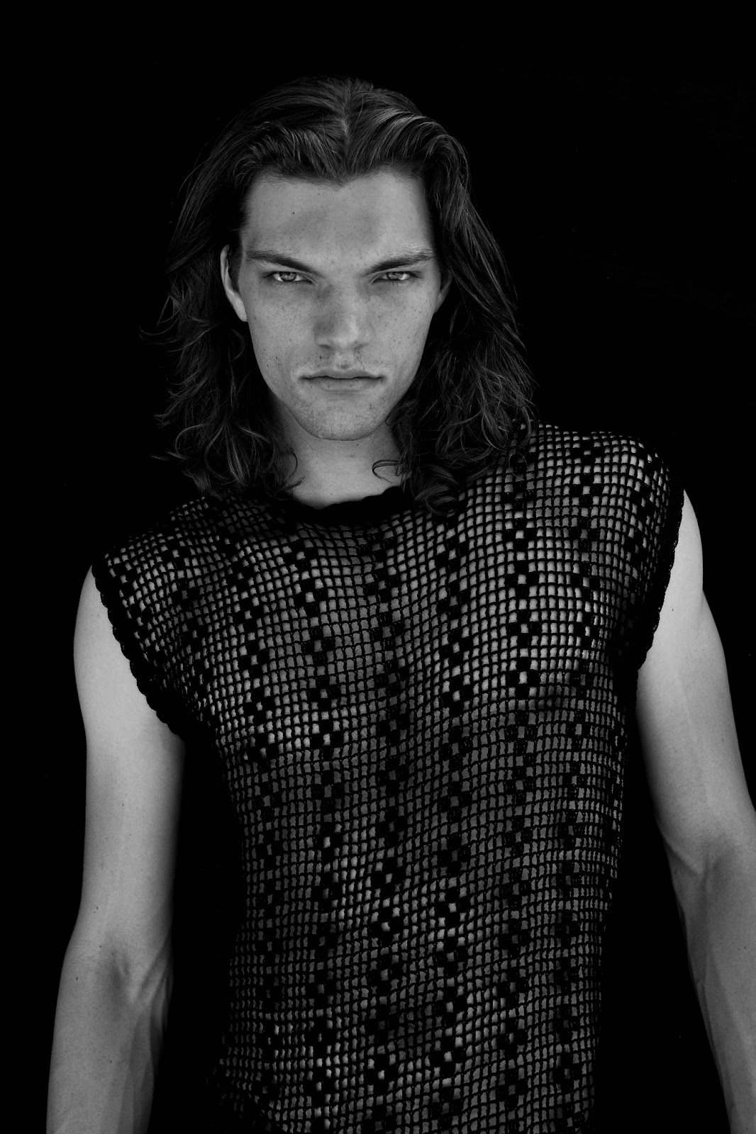 ELITE MODEL MANAGEMENT TORONTO : Fraser shot by Philippe Reynaud