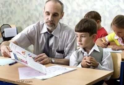 EL FACILITADOR: Maestro en la CPM.