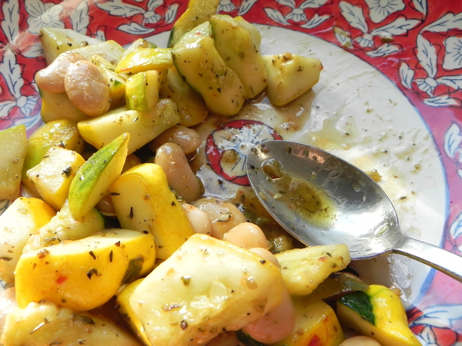 Let Them Eat Healthy: White Bean & Summer Squash Saute