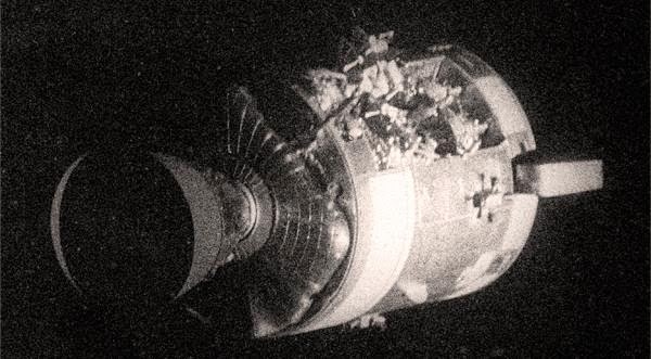 Far Future Horizons : The Perilous Odyssey of Apollo 13