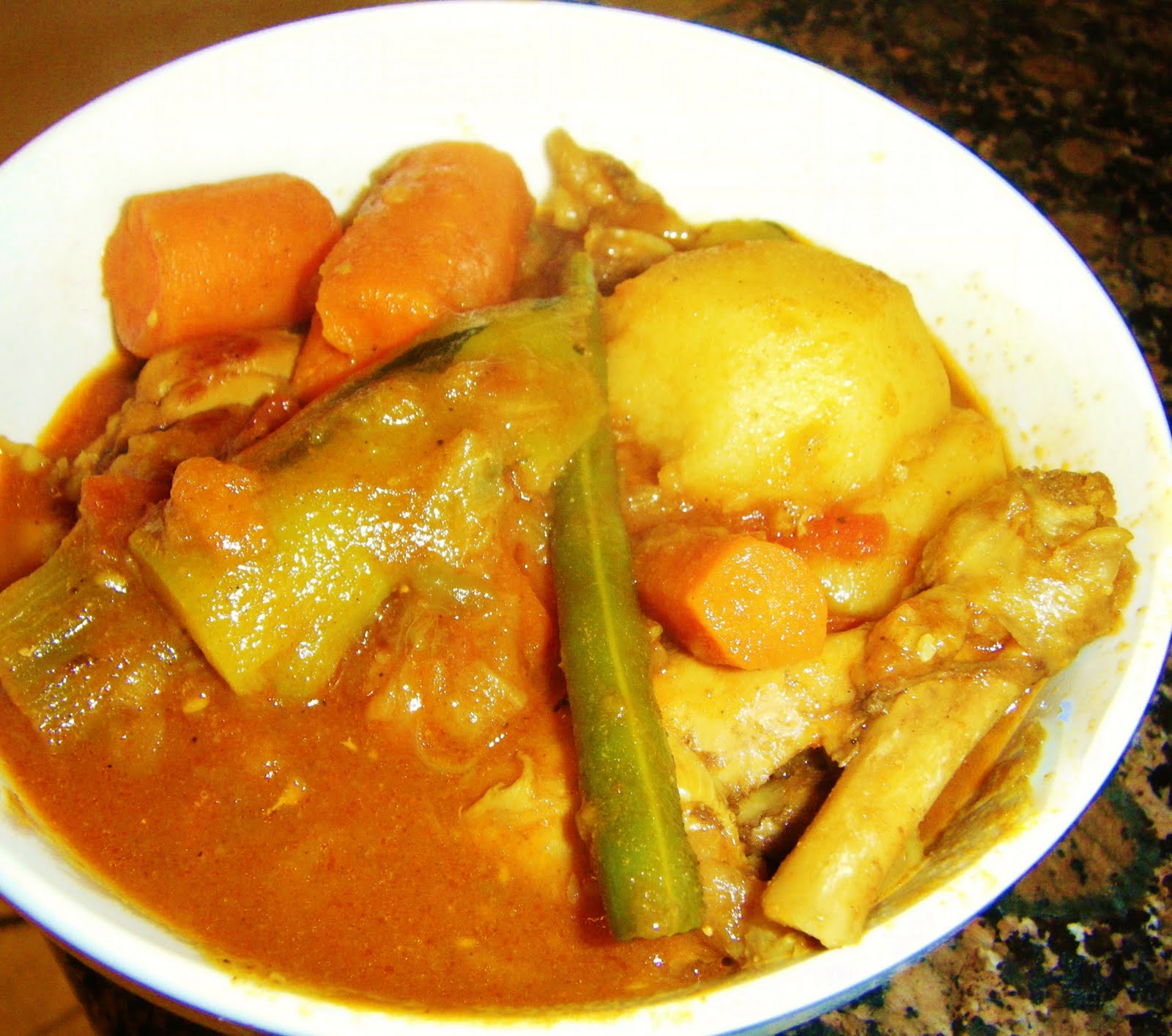 party mouth: saloona