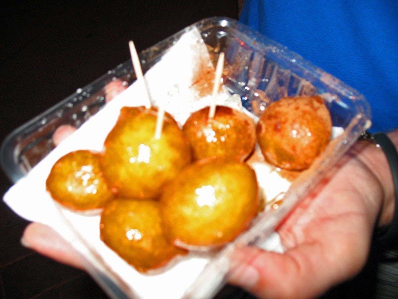 Addicted to Istanbul: Traditional turkish dessert. Lokma.