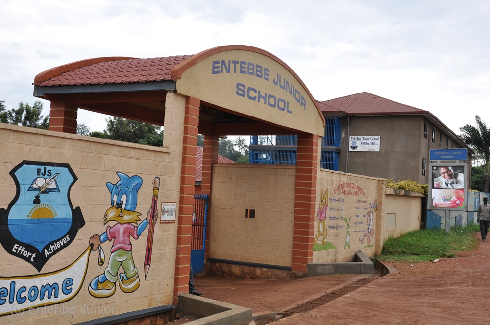 futureforpeace: De Entebbe Junior School