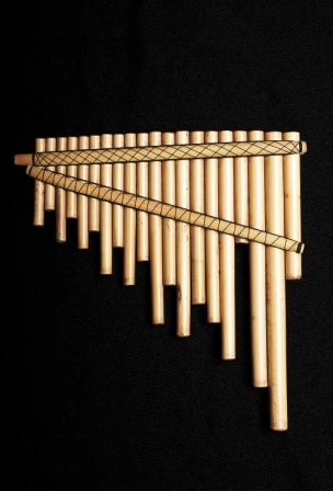 TAKI / Instituto, Museo de Instrumentos Musicales y Centro Cultural ...