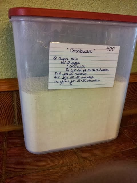 An Onion Exposed: Easy Cornbread Mix