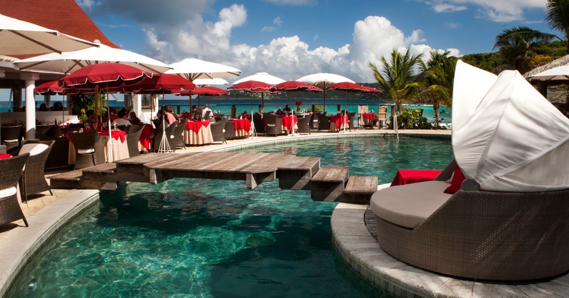 VOYAGERpratique.com: La mythique Voile Rouge de St Tropez débarque à St ...