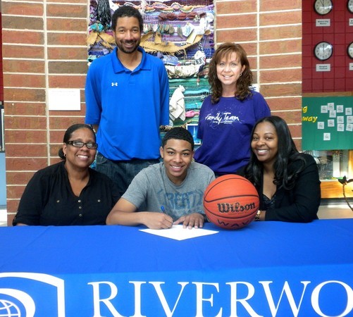 Jamahl Davis Riverwood High School: Riverwood Basketball Star Jamahl ...