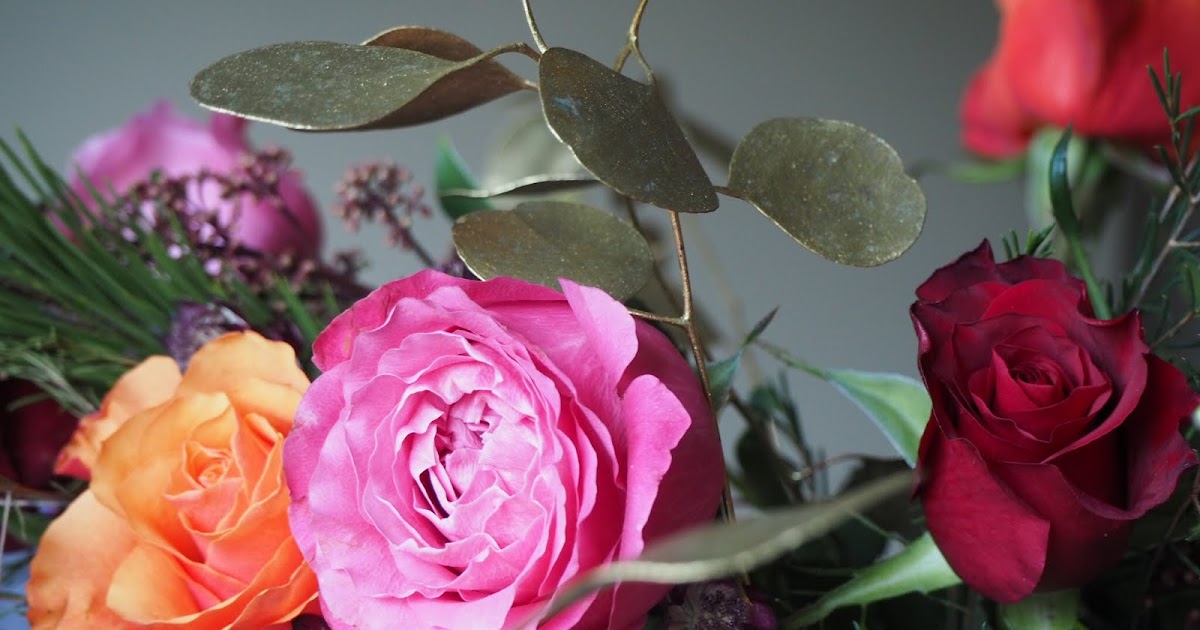 Festive Blooms with Bloom and Wild - My Copper Haven