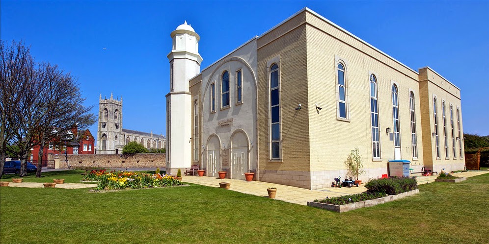 AHMADIYYA MOSQUE: Nasir Mosque - Hartlepool UK