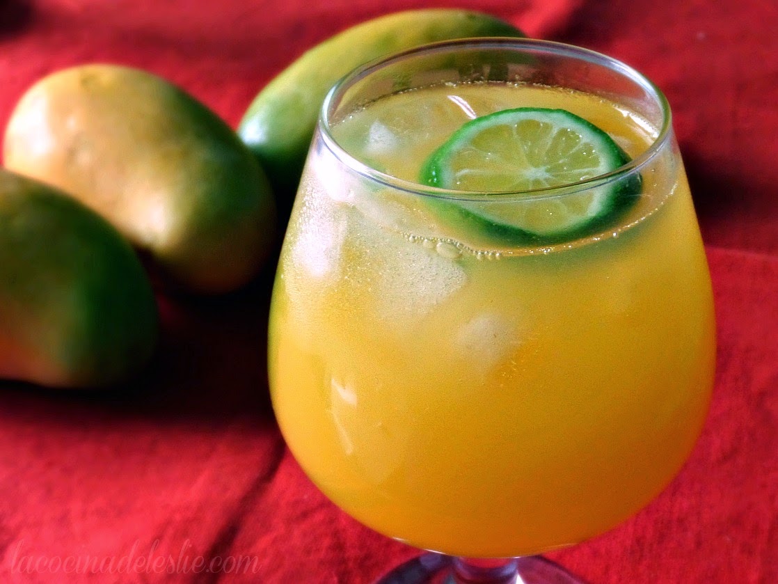 Agua Fresca de Mango y Limón - La Cocina de Leslie (en Español)