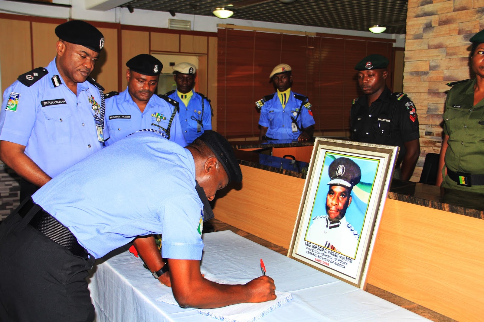 IG OF POLICE MOURNS DEATH OF FORMER IG ,ETIM INYANG..SIGNS CONDOLENCE ...
