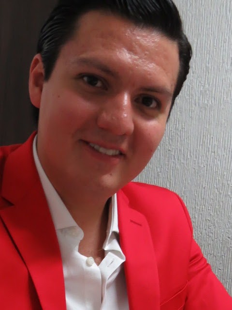 somos el espectador: CHRISTIAN MARQUEZ PRESENTA MATERIAL DISCOGRAFICO