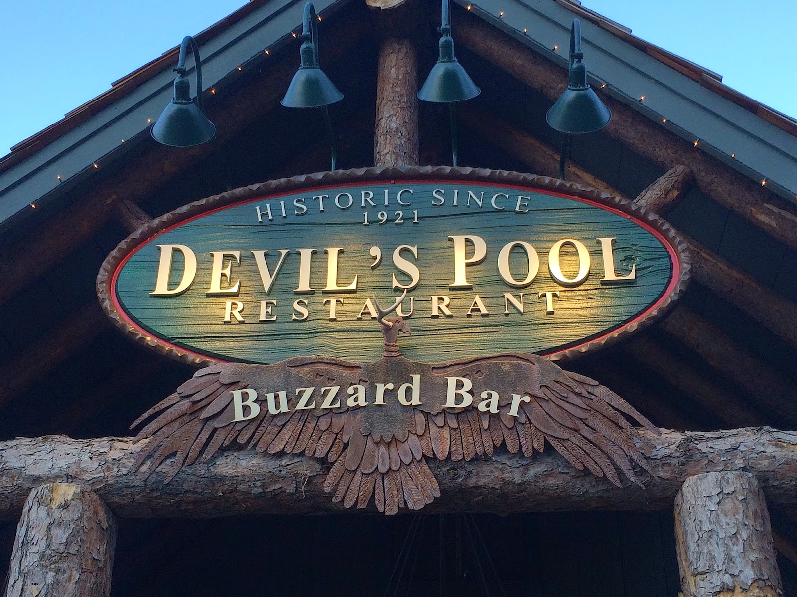 Livin The Good Life: Devil's Pool Restaurant