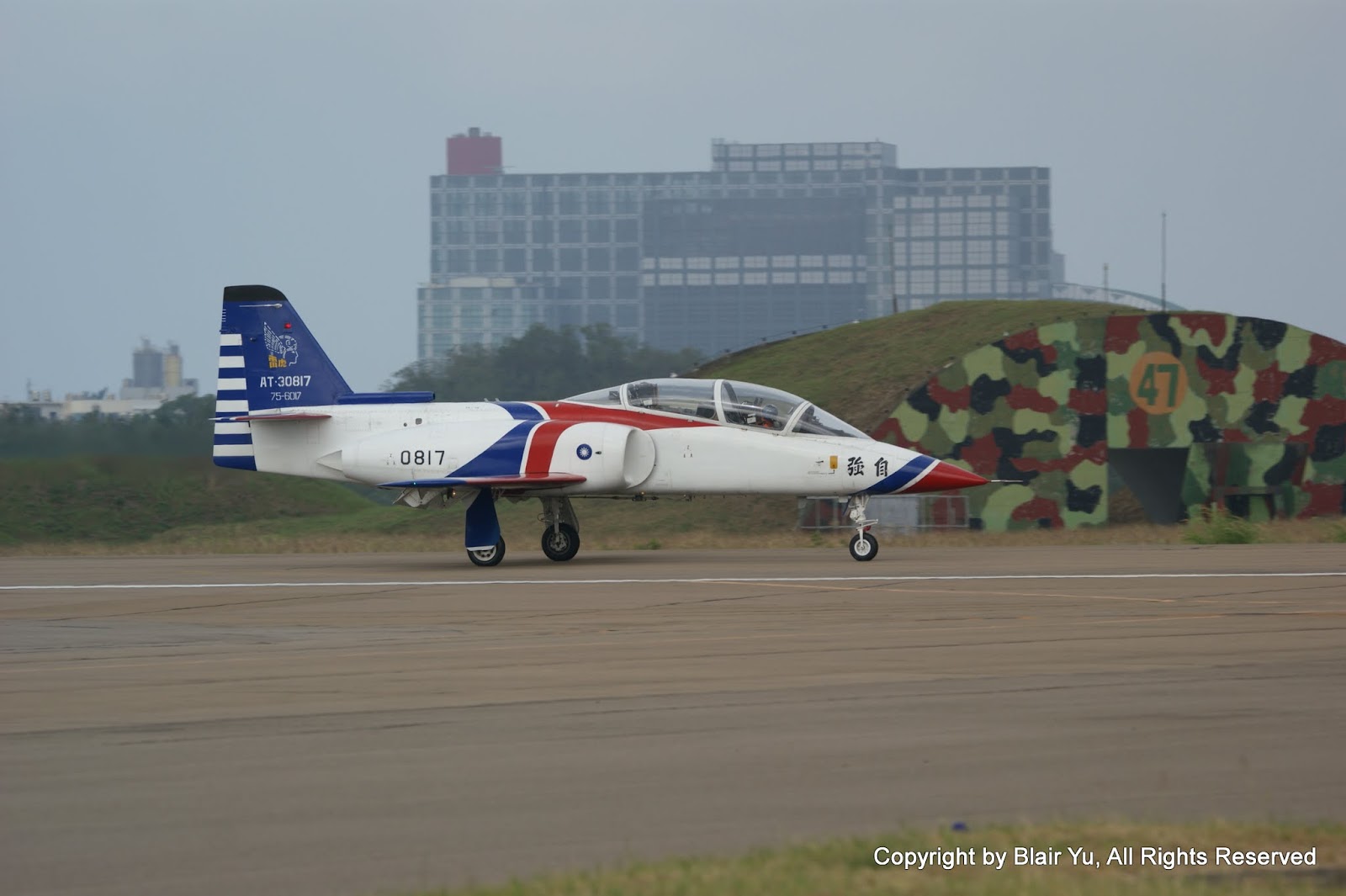 Blair's 軍事,警察及消防攝影: 雷虎小組 AT-3 教練機 0817