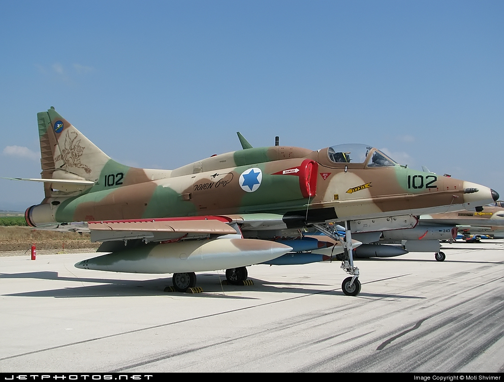 Historia y tecnología militar: Israel retira su flota de A-4 Skyhawk