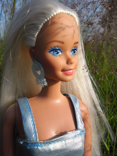 W świecie Barbie: Tropical Splash Barbie & Kira