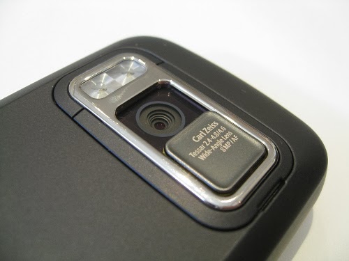 Eric's Corner: Nokia N86 8MP Review