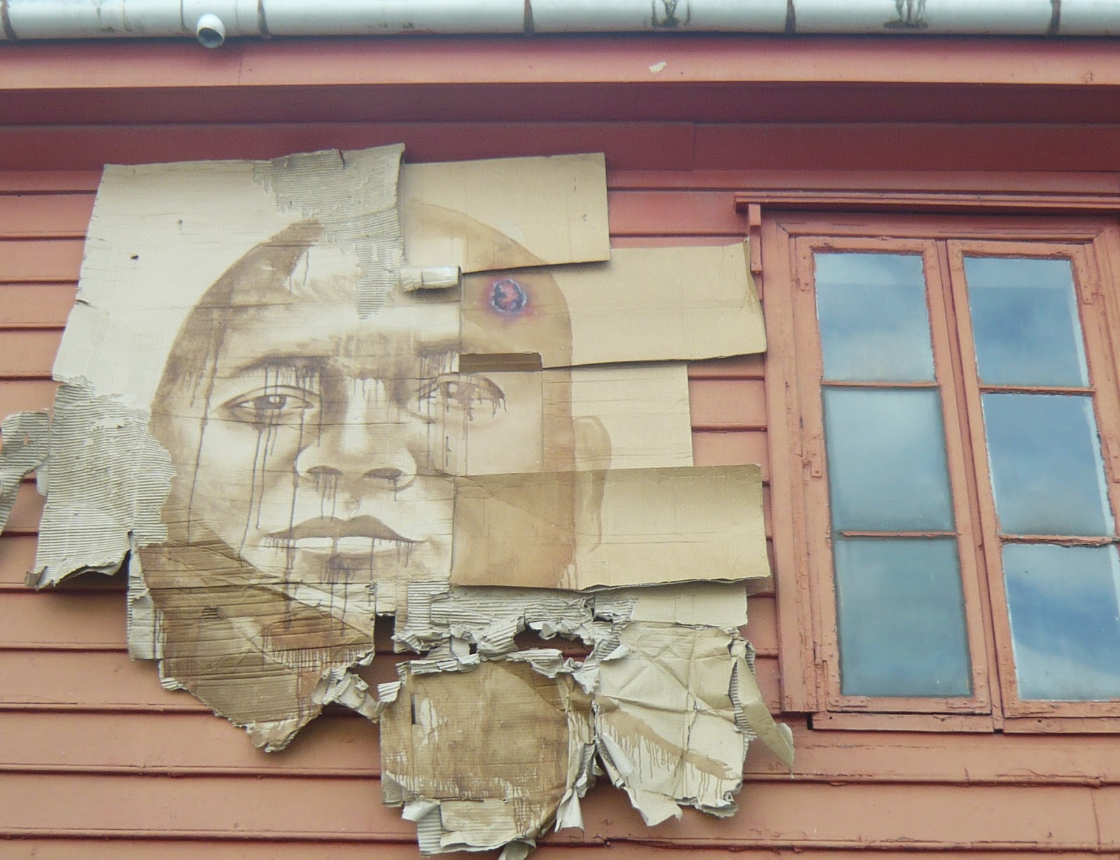 ROBERT WYATT AND STUFF: Cardboard street art