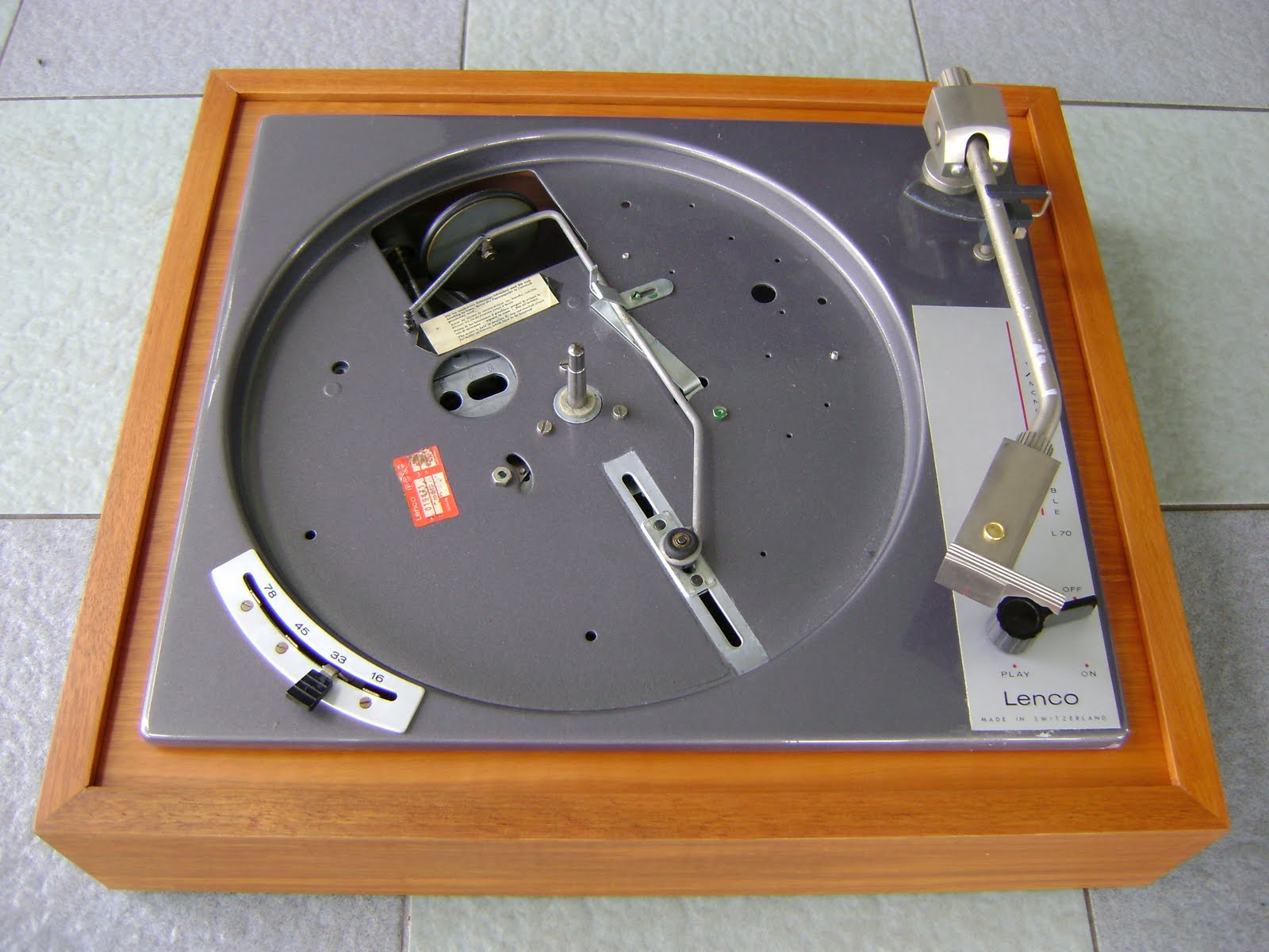 KINTA VALLEY AUDIO: Lenco L70 turntable ( used ) Sold