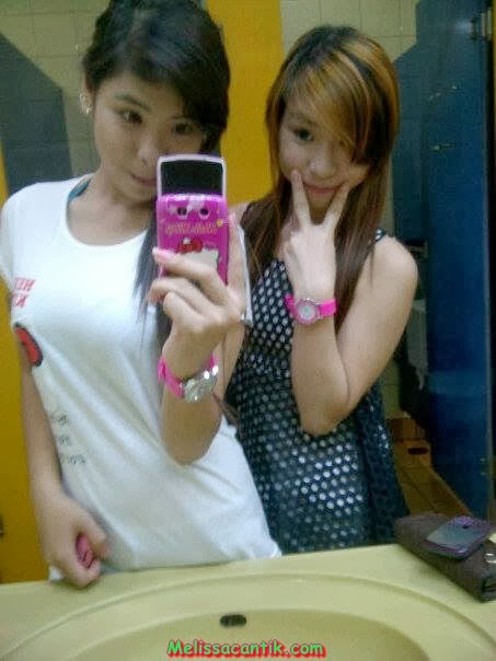 Cewek Amoy Surabaya Pamer Belahan | Wedok Bahenol