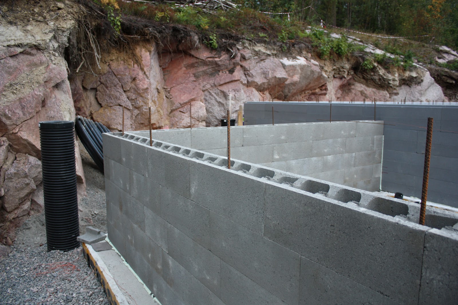 Passiiviakos tässä!: Sokkeli valukorkeudessa