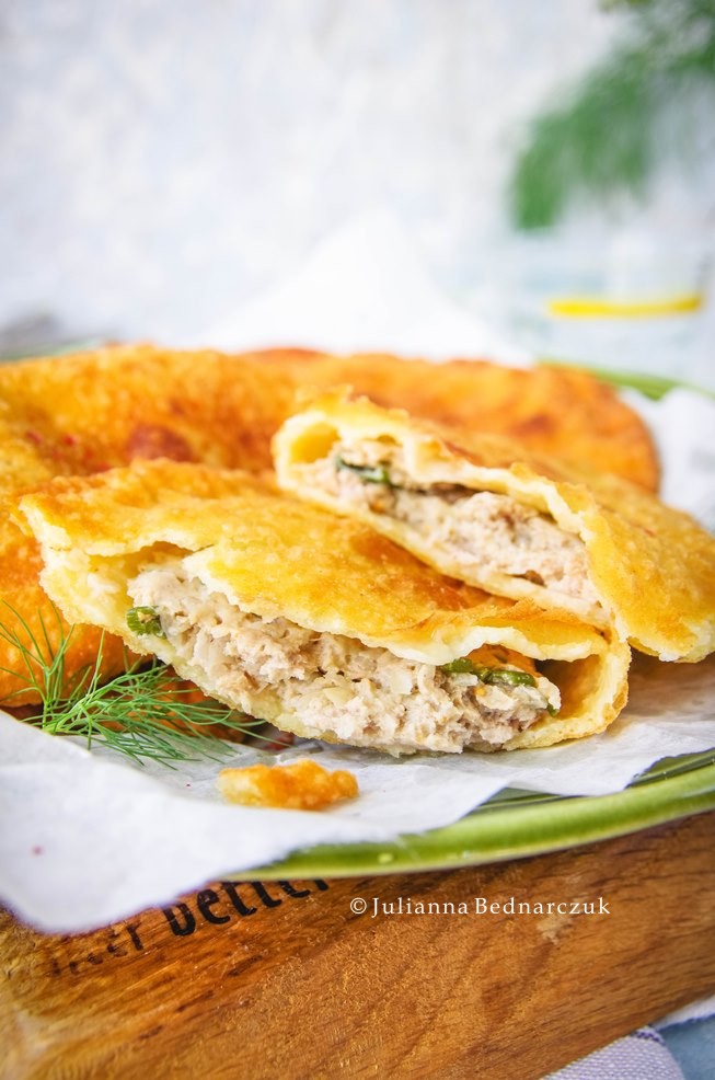Obiad gotowy!: Czebureki z mięsem
