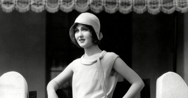 Vintage Images: Doris Hill