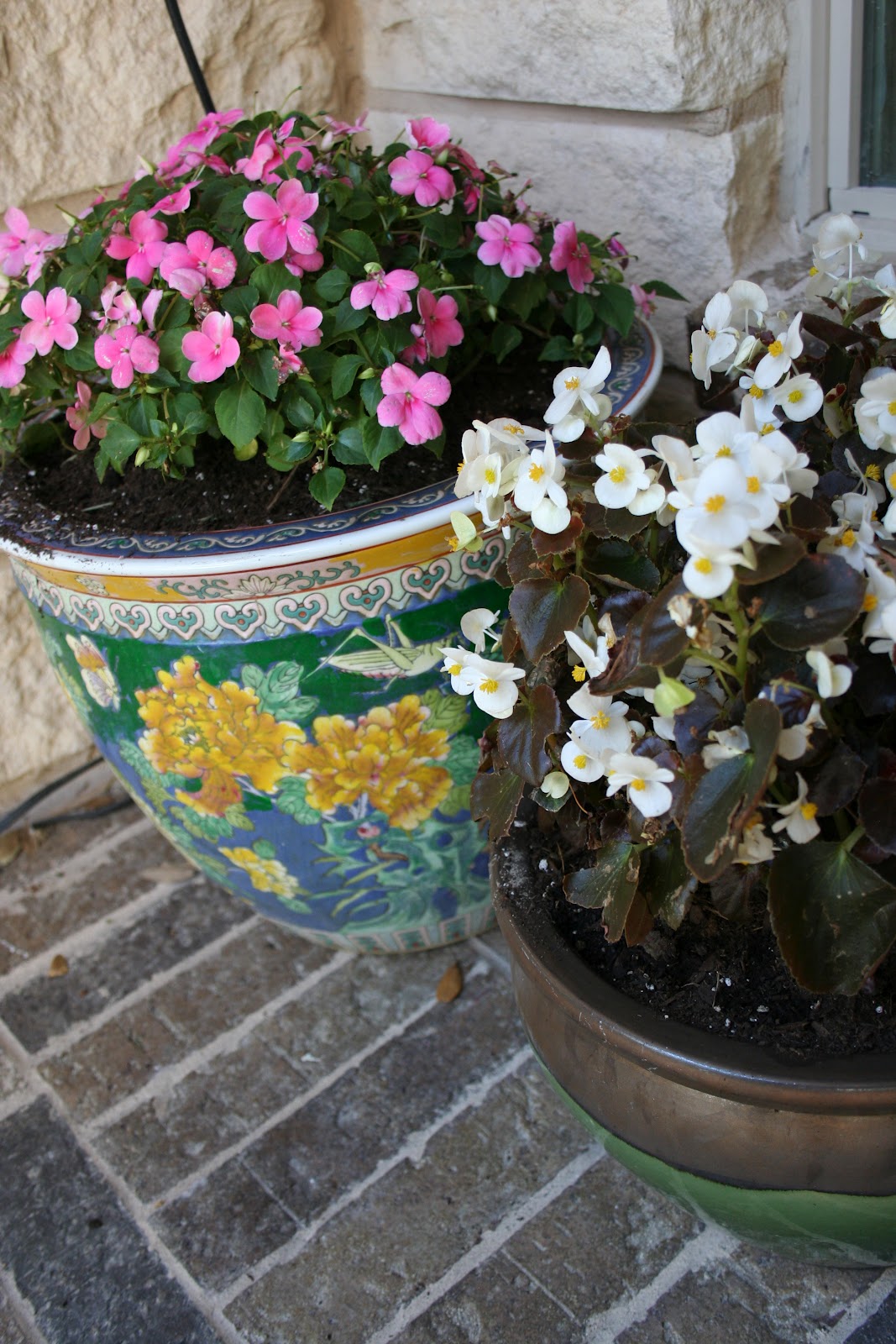 The Farmhouse Porch: Ushering in spring with crusty garden statues ...