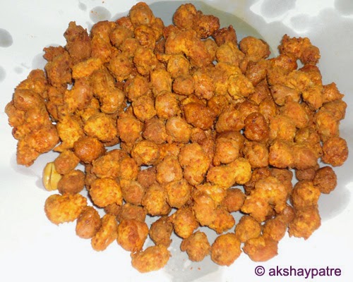 Vidyas Veg Recipes: Fried peanuts recipe - Fried groundnuts recipe
