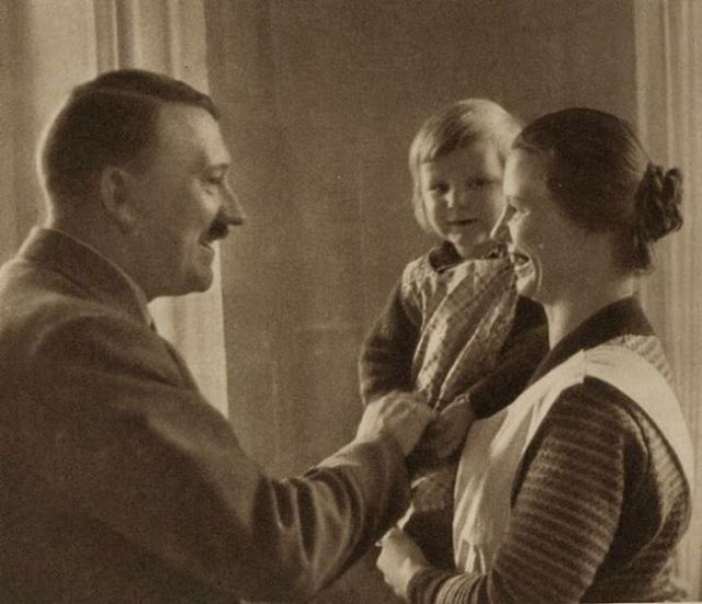 Images Drôles et Etonnantes...: Adolf Hitler photos