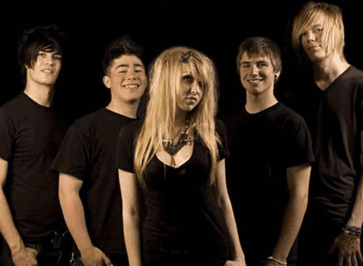 Tune Junkie: Picture Me Broken