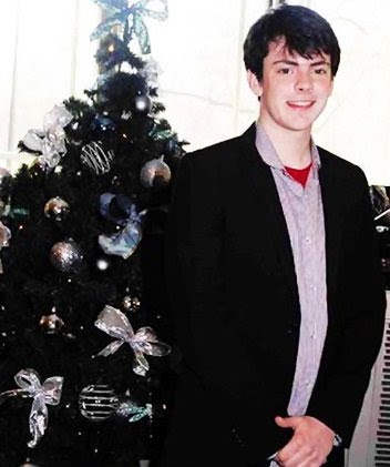 Galeria ~ Fã Clube Skandar Keynes Brasil