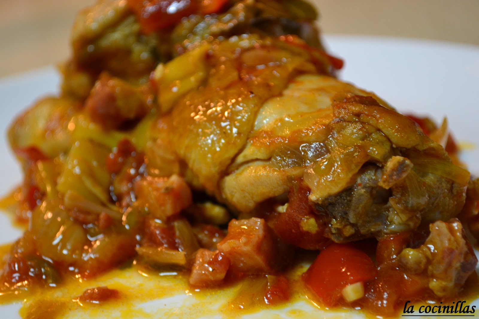 Pollo en salsa al chilindron - La Cocinillas