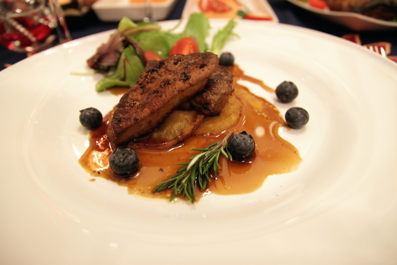 Sicikitchen: 香煎脆皮鵝肝伴肉桂蘋果片-附食譜-Pan-Seared Goose Liver with Caramelized ...