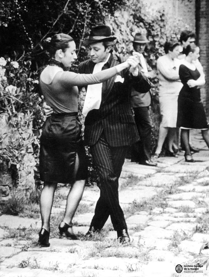 Bailando tango, Buenos Aires c.1960. | Fotos Antiguas de Mendoza ...