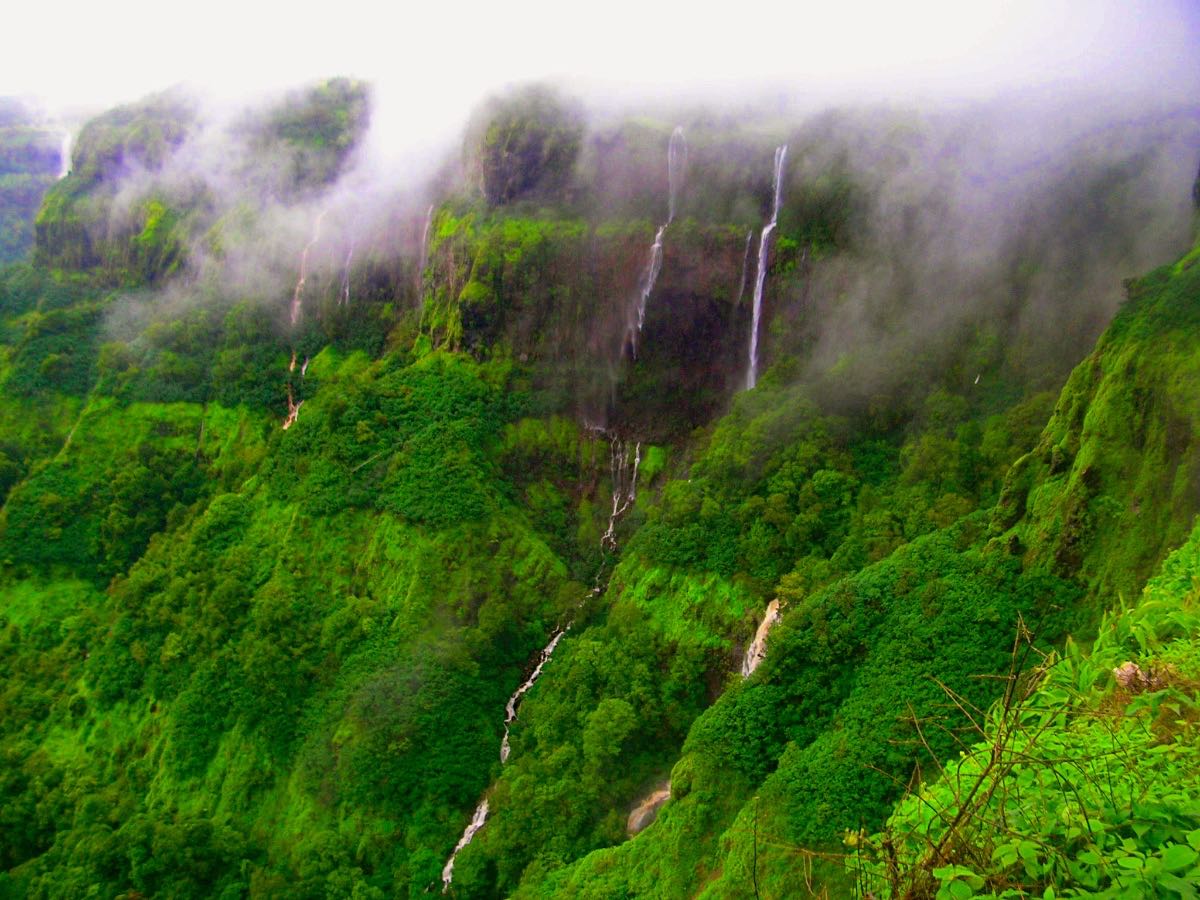 Kavlesad Point, Amboli - A malvani land of beautiful valleys ...