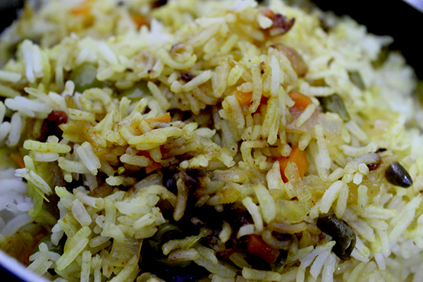 After the sunset: KACCHE AAM KI BIRYANI ( RAW MANGO BIRYANI)