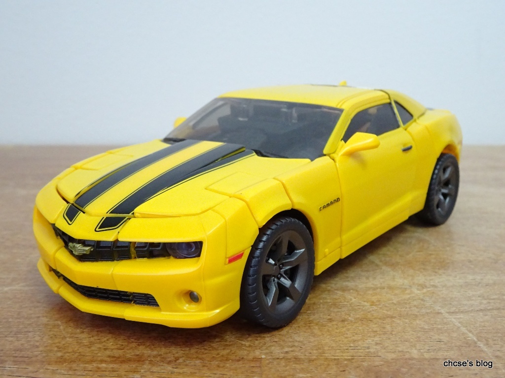 ChCse's blog: Toy Review: Transformers Masterpiece MPM-3 Bumblebee