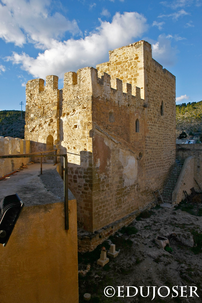 EDUJOSER: CASTILLO DE YESTE (Albacete)