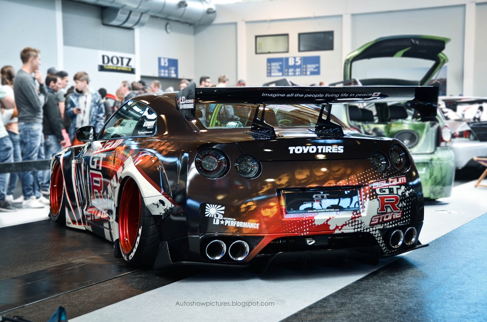 AUTOSHOWPICTURES: Nissan GT-R (Liberty walk LB Performance)