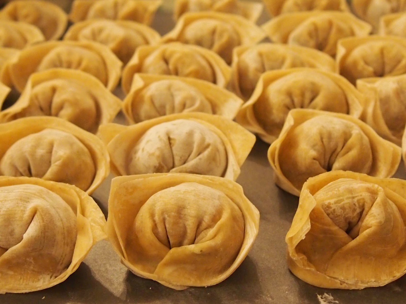 Graceful Kitchen: How to make Wonton