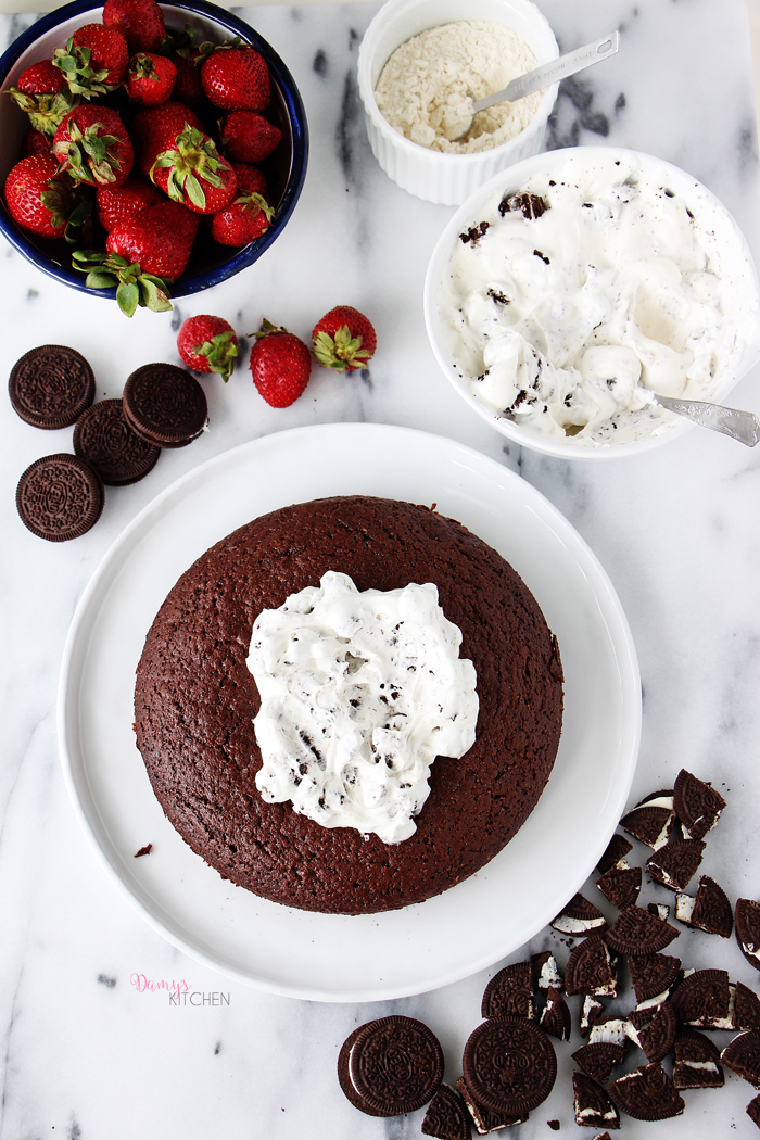 ÇİLEK VE OREO'LU PASTA - Damy's Kitchen