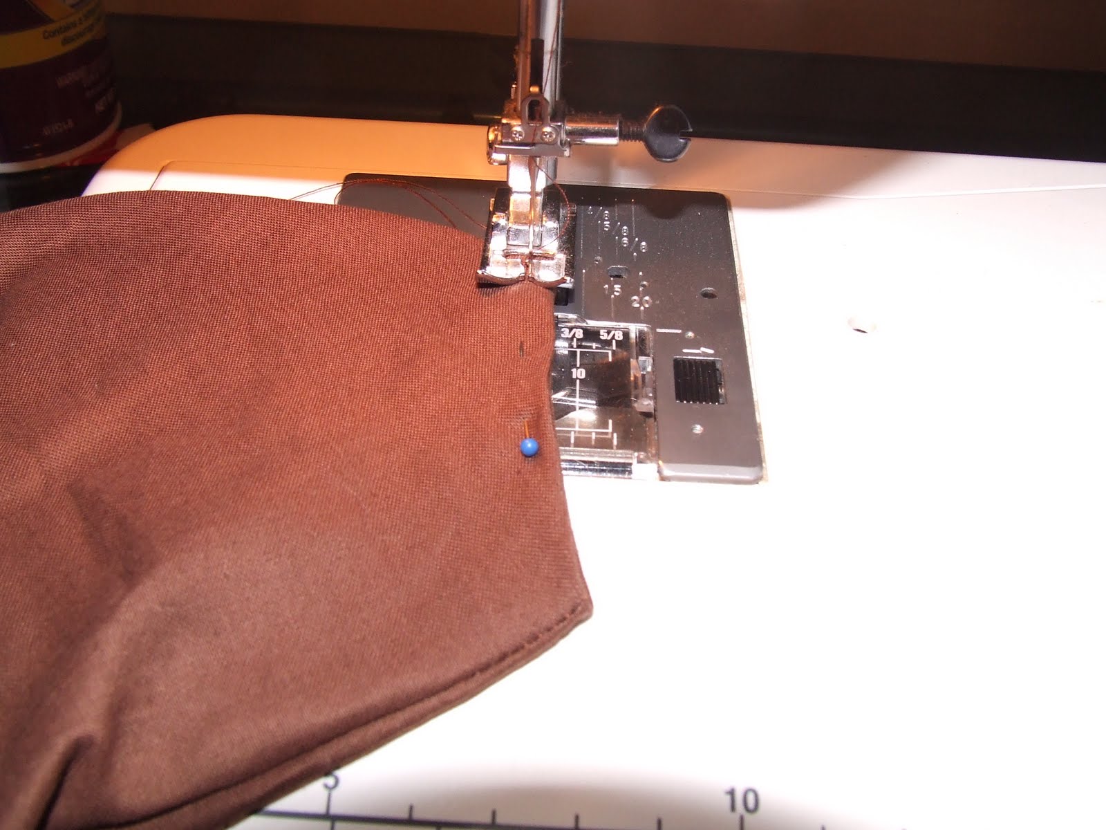 Tutorial Tuesday: Apron that turns into bonnet! - Keeping it Simple