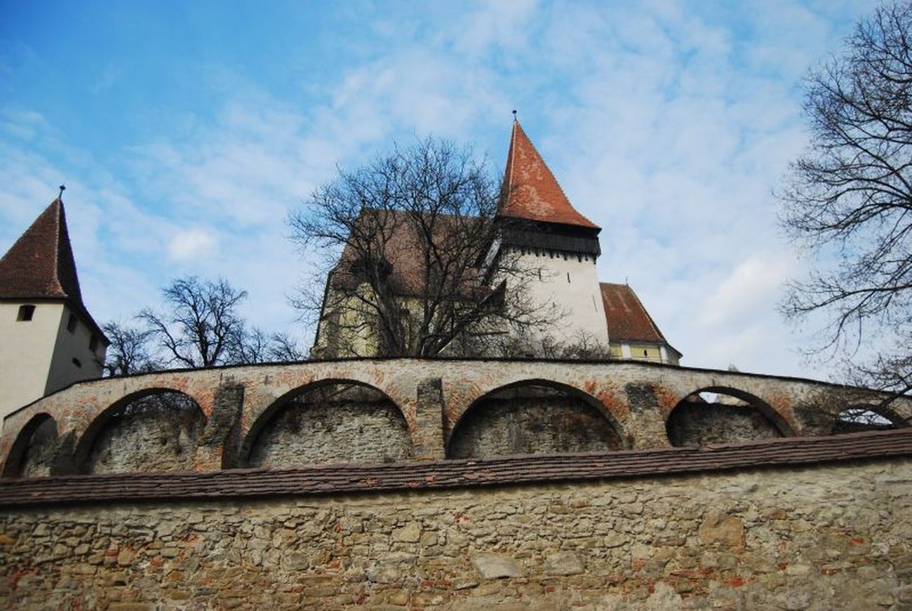 undeva la mijloc: Biserica fortificată din Biertan - Bierthalm ...