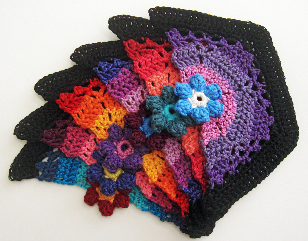 Beadlust: Frida's Flowers - 1 Year Crochet Project - So Much Fun!