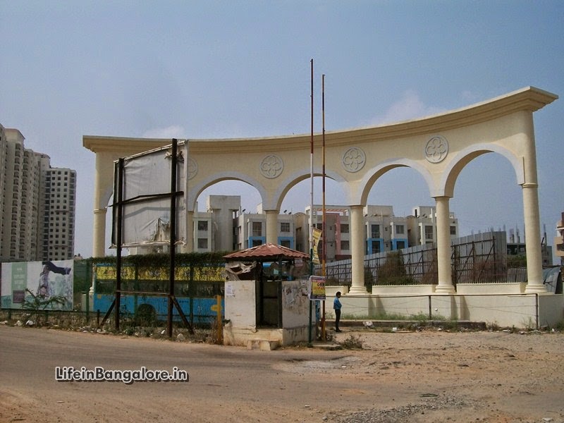 LifeinBLR - Life in Bangalore: DLF Westend Heights Apartments ...