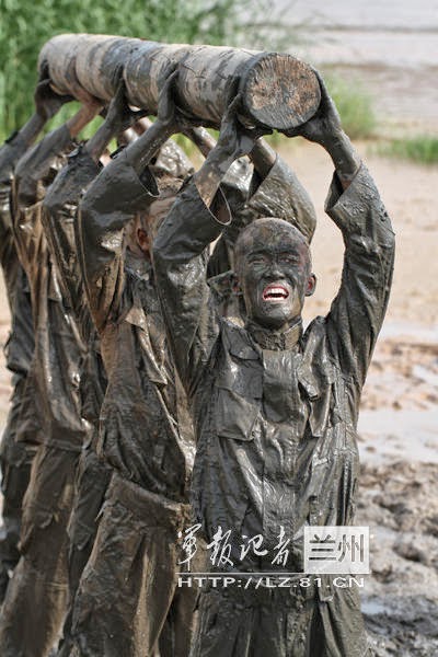 Asian Defence News: China Lanzhou Military elite commando training photos